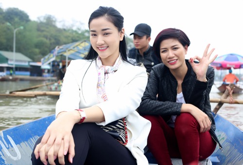 Maya, Trang Trần rủ nhau đi chùa cầu duyên
