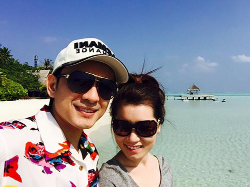 Vợ chồng Đan Trường hạnh phúc nơi xứ thiên đường