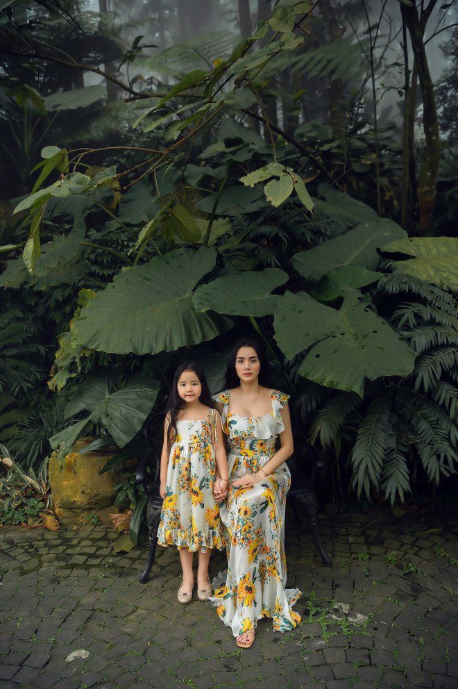 5 tuổi, con gái Trang Nhung là nàng thơ, mẫu nhí độc quyền của riêng mẹ