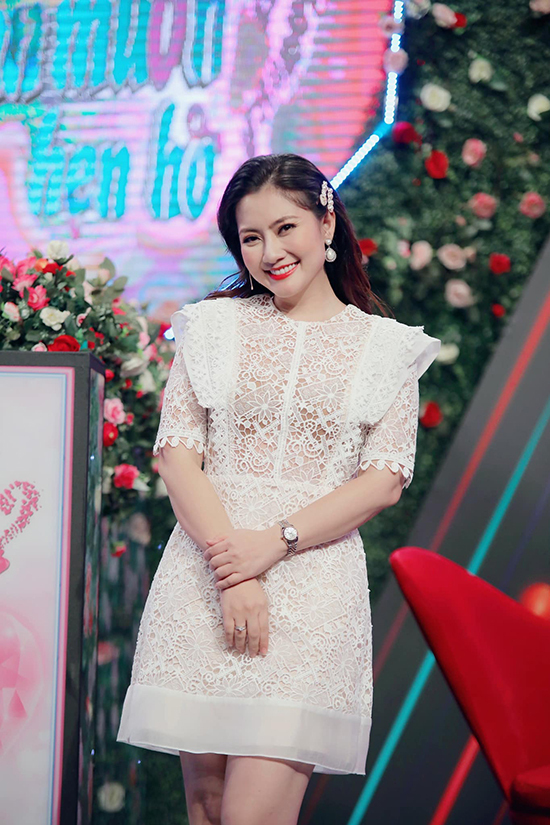 Kiều nữ Ngọc Lan: "Mọi người gọi tôi là gái ngành hết thời tôi cũng rất vui”