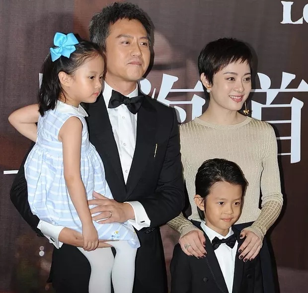 Bố Đặng Siêu bị chê xấu, cậu quý tử 11 tuổi quá đẹp trai, trang cá nhân ...