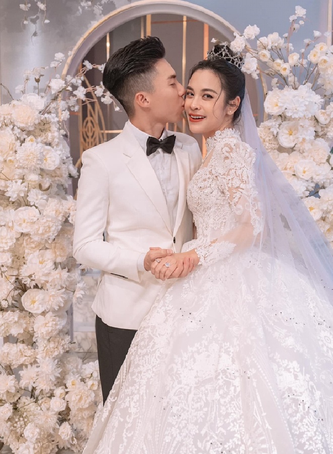 Quốc Nghiệp lên tiếng về loạt ảnh cưới của Ngọc Mai, bị đào lại tin đồn từng có vợ và 2 con riêng