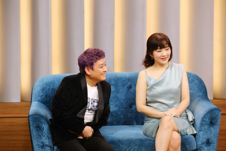 Danh tính vợ đẹp của danh hài Tấn Bo, chung sống suốt 20 năm đẻ 4 con ...