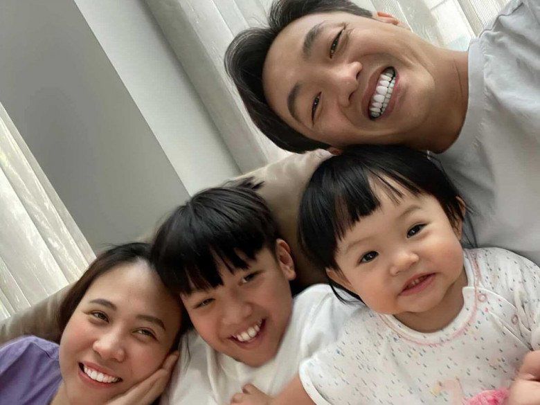 HOT: Đàm Thu Trang khoe bụng bầu vượt mặt, con gái Cường Đô La chính thức lên chức chị