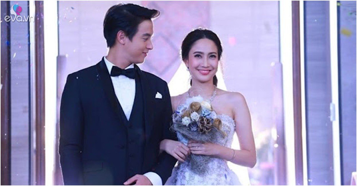 Cùng bạn gái mang bầu về ra mắt, tôi thấy mình là chú rể trong bức ảnh 21 năm trước