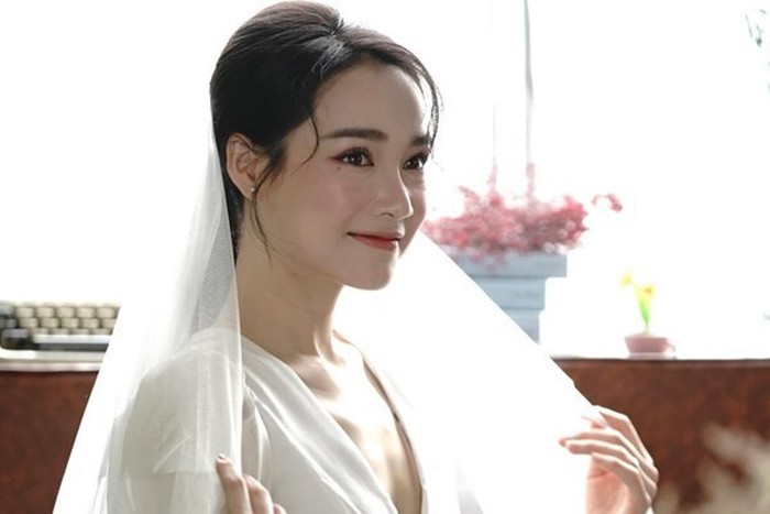 Đạo diễn Nhất Trung mất hết cảm xúc sau biến cố với Nhã Phương, muốn xin lỗi Trường Giang