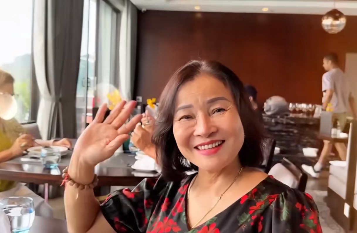 MC VTV Khánh Vy kiếm tiền tỷ, giỏi giang nổi tiếng khắp cả nước nhưng cũng khiến bố nổi nóng đòi ...