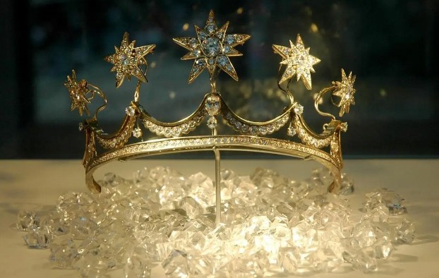 Trắc nghiệm tâm lý: Chọn một vương miện dựa trên cảm giác của bạn