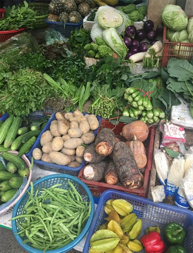 Cảnh tượng lạ khi đi chợ mua rau, thịt cá ngày mùng 8 Tết: Chị em bất ...