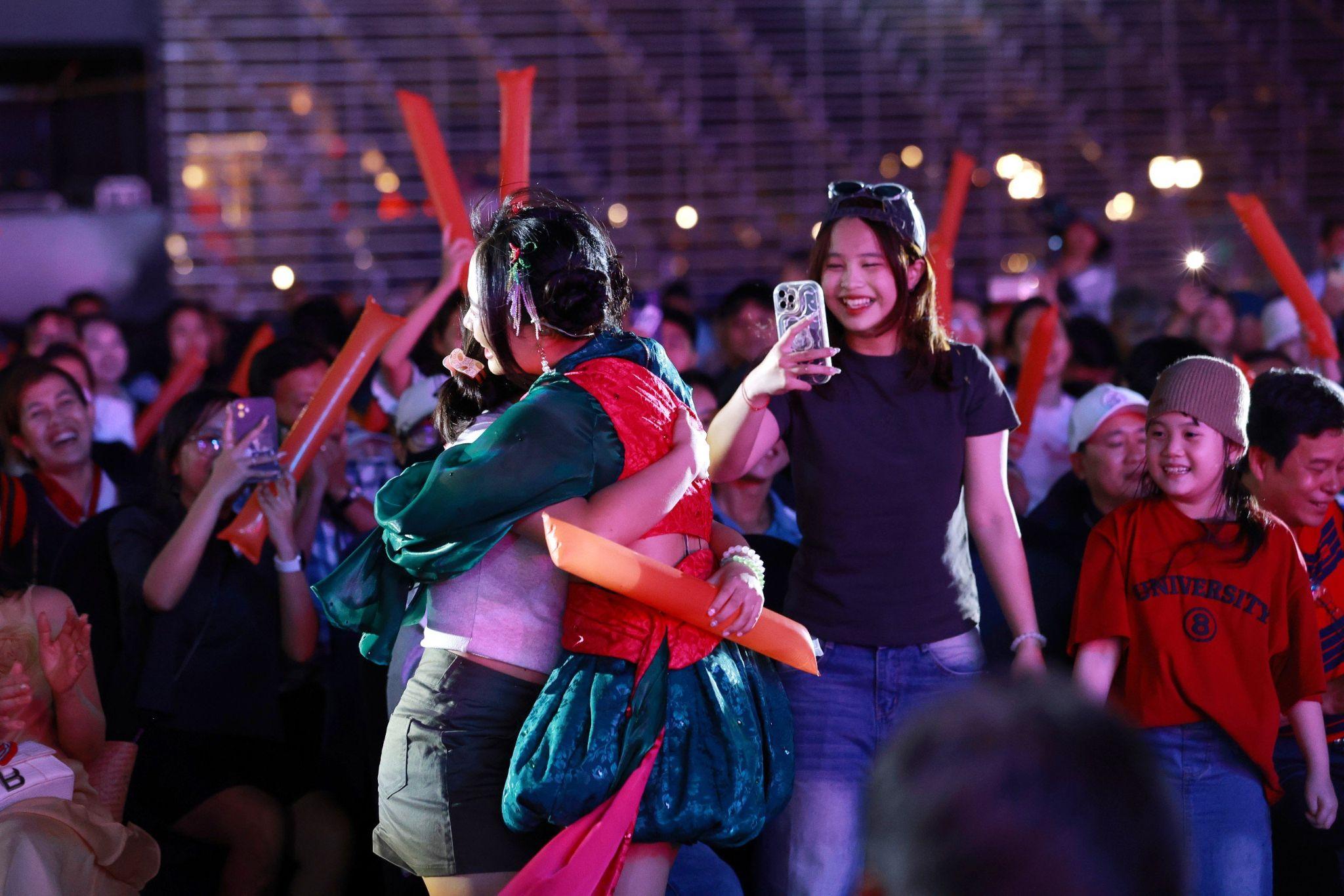 Vibe Fest 2024: Nhìn lại siêu lễ hội đỉnh cao 180 nghìn người tham dự