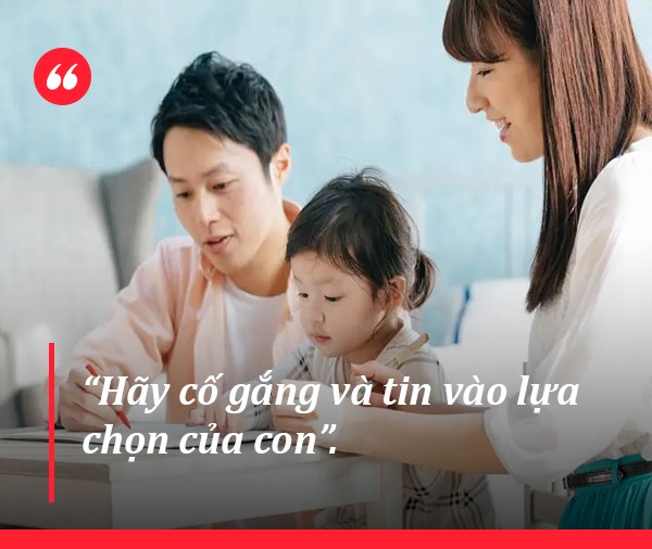 Muốn nuôi dạy đứa trẻ nhân hậu, biết yêu thương, ngoài Bố mẹ yêu con, hãy thường xuyên nói 4 câu này