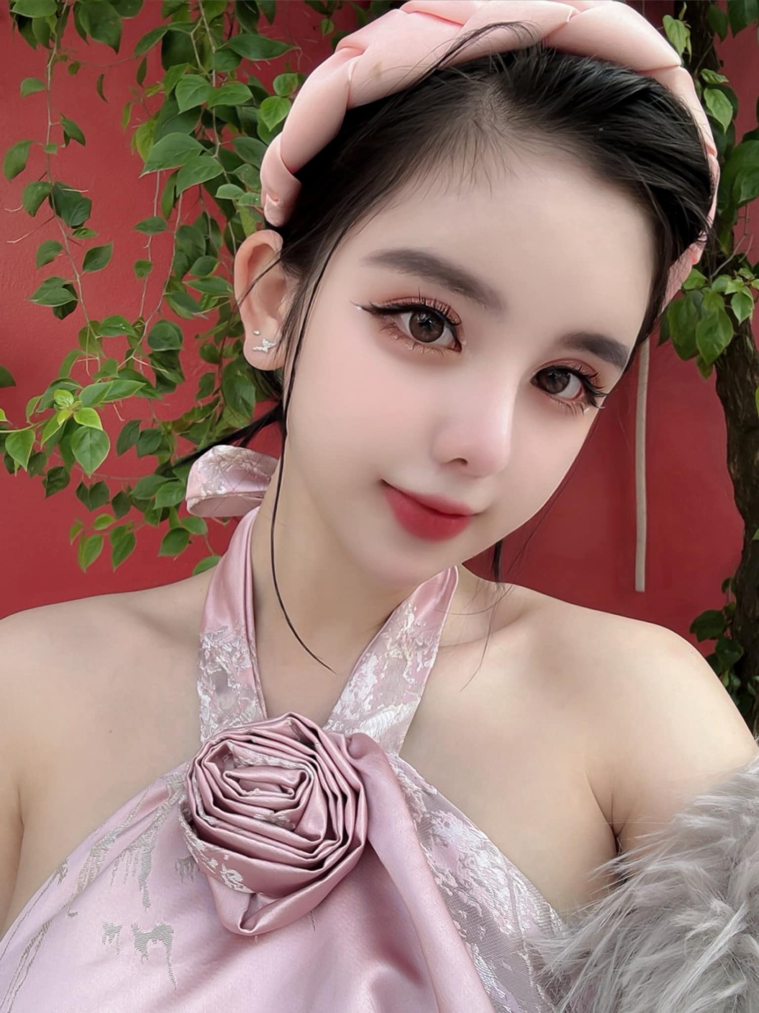 Vợ cũ Huy Cung lên tiếng sau khi vlogger xác nhận đã chính thức đi tu, tiết lộ tin nhắn của mẹ ...