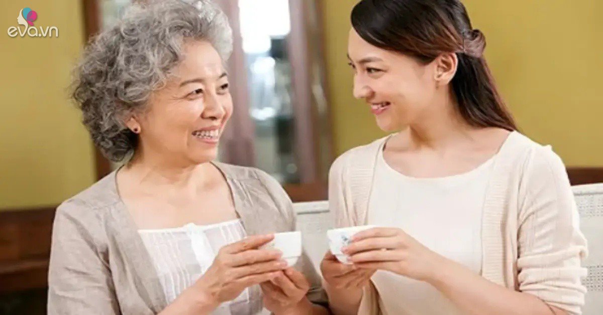 Con dâu mang bầu, mẹ chồng tuyên bố: "Đẻ con gái thì thương, con trai lì giống bố nên tự lo”