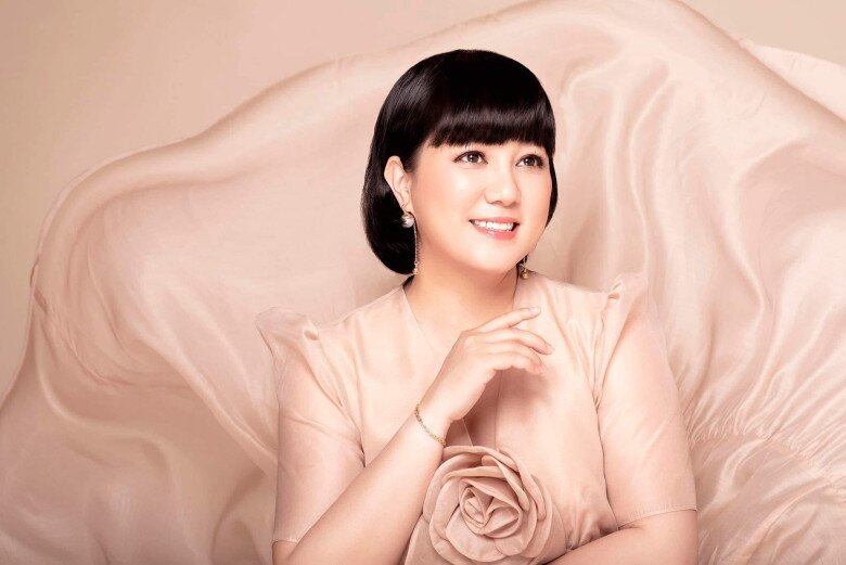 Ngọc Linh Tình thơ 3 lần xuống tóc: Để con ở nước ngoài về nước một ...