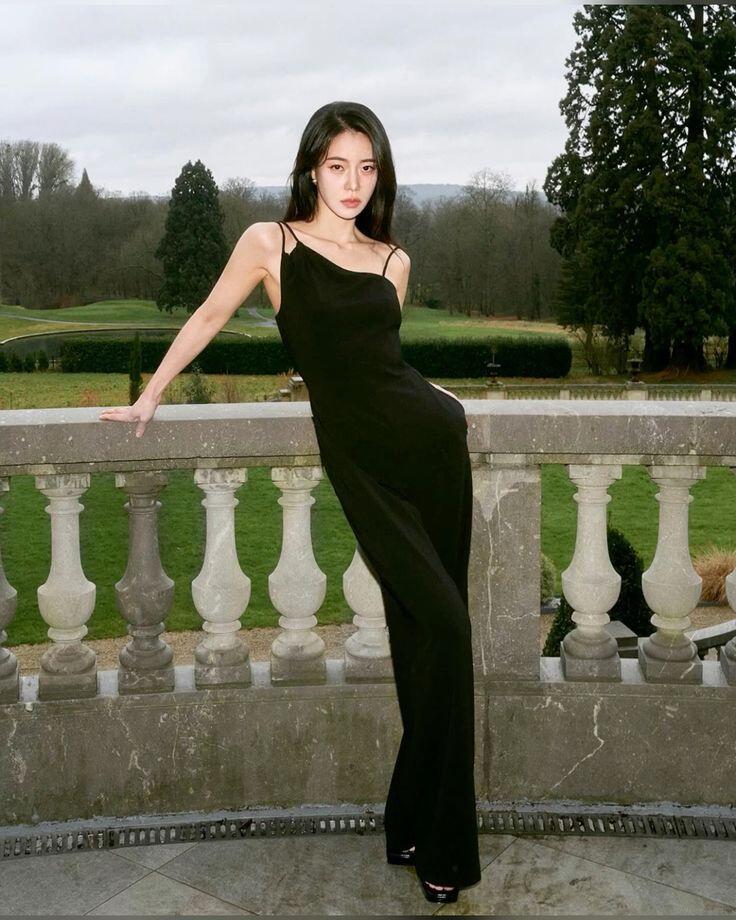 Kẻ thù của Song Hye Kyo giảm 8kg chỉ nhờ thứ quả đỏ chót chỉ 8k/kg ngoài chợ