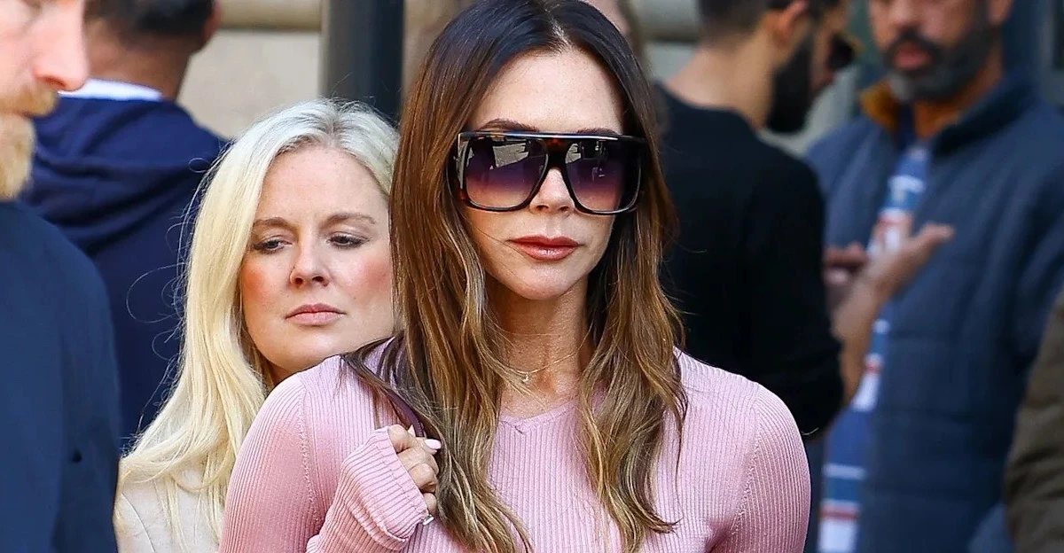 Beckham cảnh cáo con trai