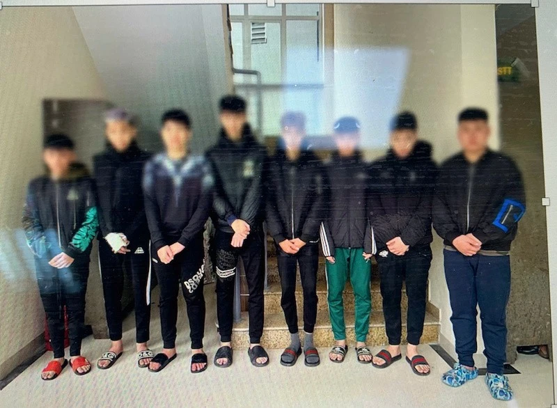 Tạm giữ hình sự 5 đối tượng gây rối tại hầm Kim Liên