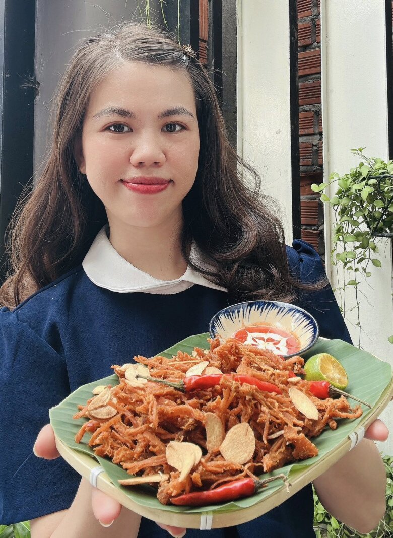 Cách làm bò khô xé sợi cay cay ngọt ngọt cực đơn giản để Tết này nhâm nhi