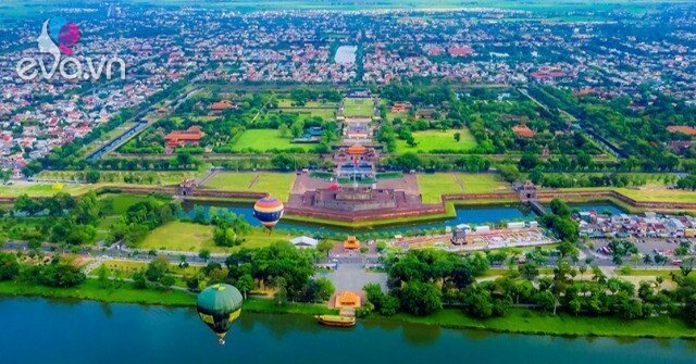 Thành phố nào ghi dấu của 9 chúa 13 vua nhà Nguyễn? Đâu là nơi có dòng ...