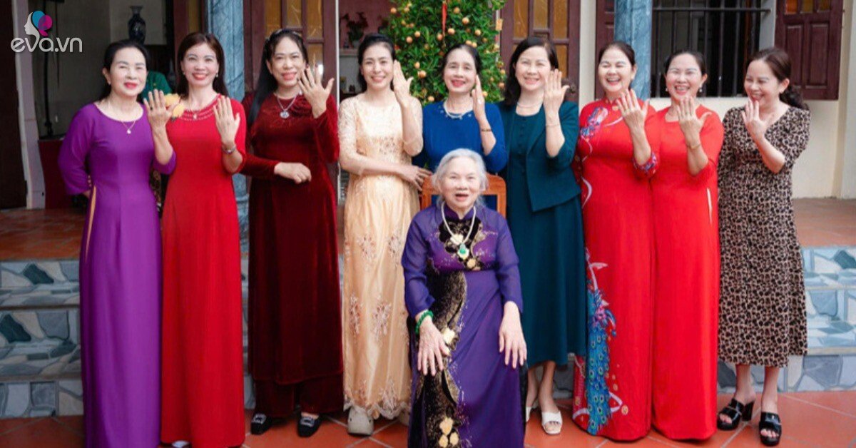 Sinh nhật tuổi 90, cụ bà ở Ninh Bình cầm hộp vàng tặng 5 con dâu, 4 con gái