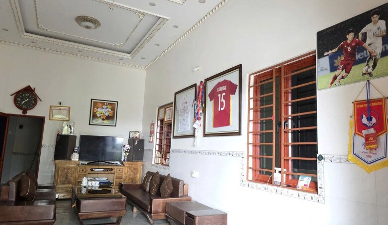 Cận cảnh cơ ngơi giản dị của Đình Bắc và Khuất Văn Khang, ngắm thứ quý ...