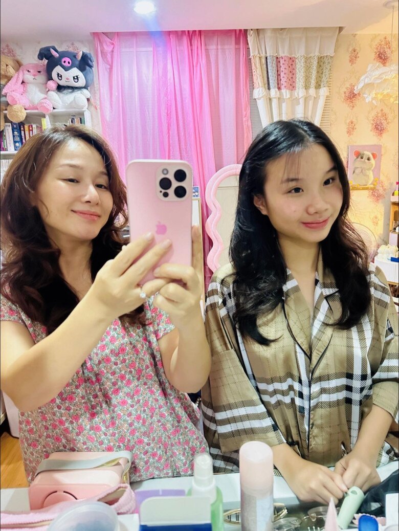 Ngôi nhà hạnh phúc và may mắn của ca sĩ Thu Phượng và chồng Tây lúc nào ...