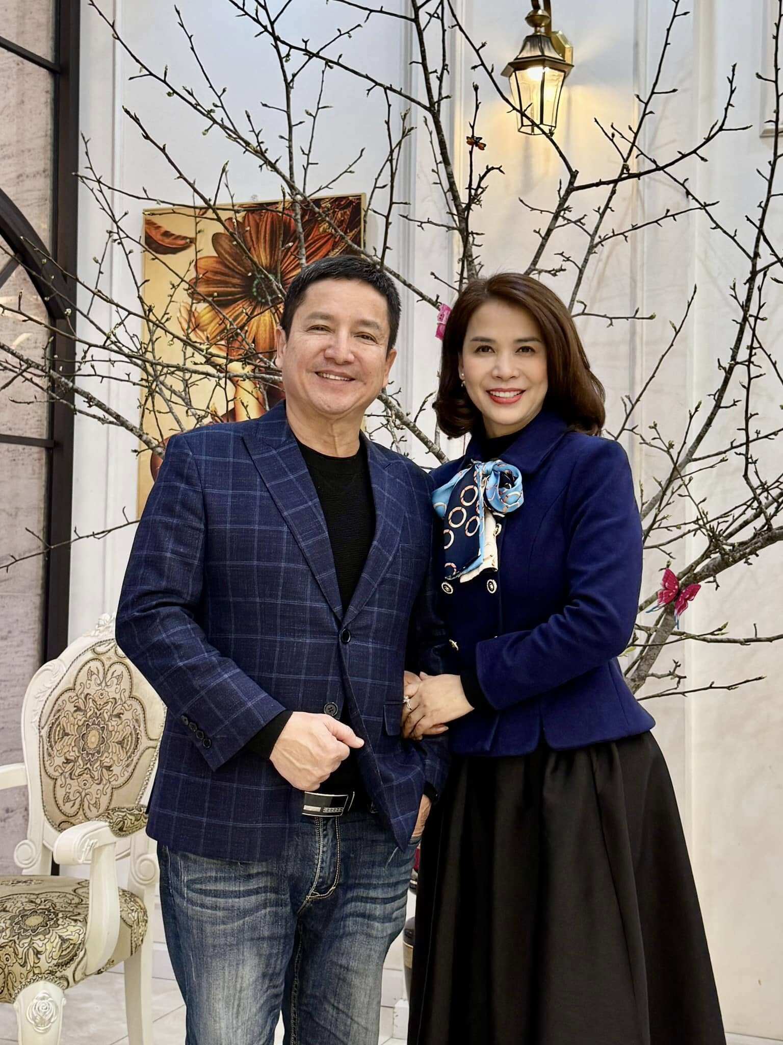 NSƯT Chí Trung đón Tết đoàn viên bên gia đình người yêu kém 18 tuổi ...