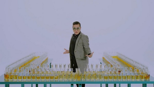Hot: MV mới ra lò Hangover của Psy