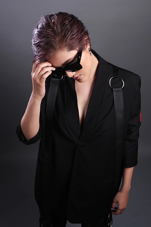 Vicky Nhung – "Thánh mashup” của Vpop