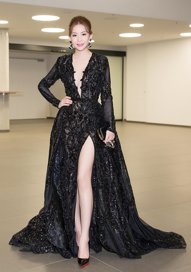 HH Hải Dương chinh phục được ngôi vị Nữ hoàng Đêm hội trên thảm đỏ