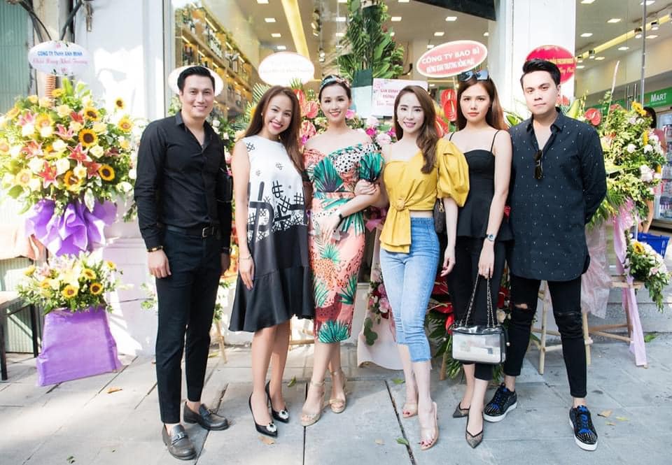 Việt Anh phát tướng, mất hình ảnh soái ca vì bụng mỡ sau 1 năm phẫu ...