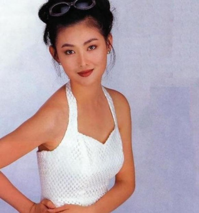 Phan Kim Liên Vương Tư Ý: Lấy chồng đại gia, 13 năm không có con, U50 không ai nhận ra