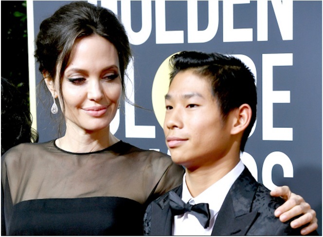 Angelina đi thăm chồng cũ nhưng khán giả chỉ chú ý đến cậu con trai gốc ...