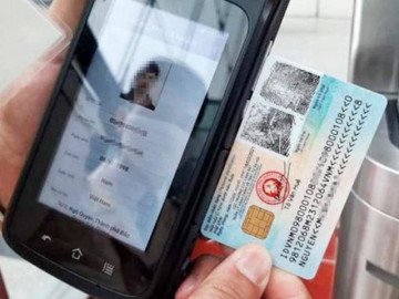 Nếu mất thẻ CCCD gắn chip thì có bị rút hết tiền trong tài khoản?