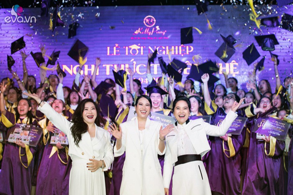 Ấn tượng lễ tốt nghiệp ngành nail trường Kelly Pang