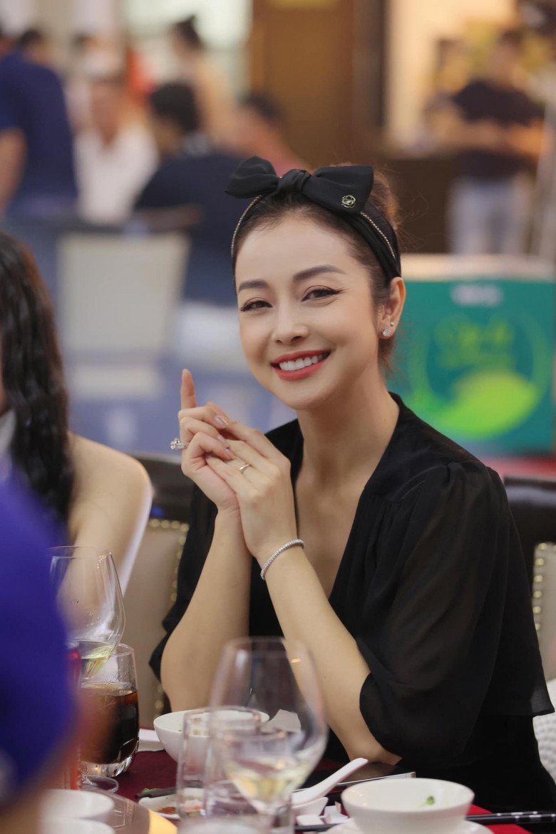 Dù da lão hóa, Jennifer Phạm vẫn có bộ phận trẻ măng, chứng minh ông xã ...