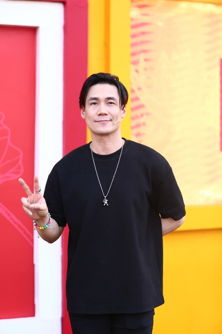 Vợ giấu kín của ca sĩ Khánh Phương là nữ chủ tịch, cả 2 được nhận xét chẳng có gì ngoài tiền