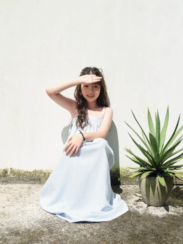 Gấp đôi visual mẹ con nhà Elly Trần: Hot-mom U40 trẻ bất bại, thiên ...