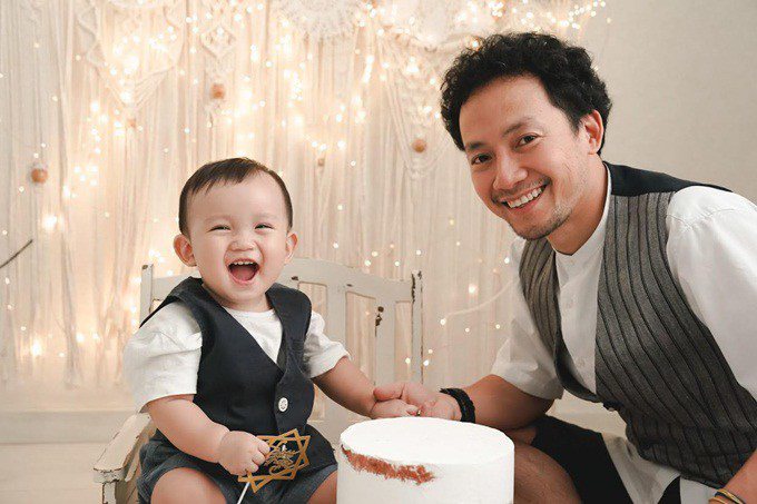 Rapper Tiến Đạt dẫn vợ bầu 8 tháng dự sự kiện, nhan sắc không son phấn ...