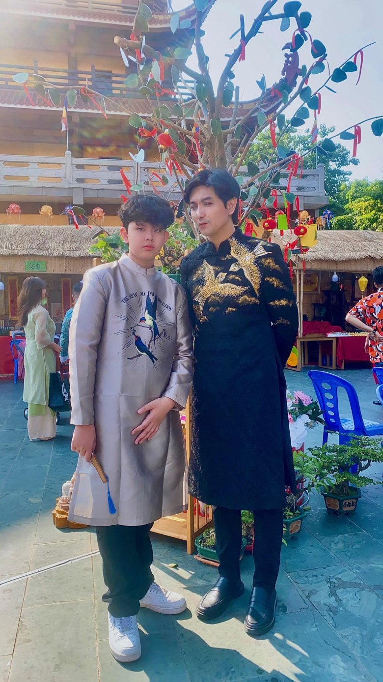 Tim - chồng cũ Trương Quỳnh Anh đăng ảnh cũ nói nhớ con trai, diện mạo quý tử 12 tuổi ngày càng ...