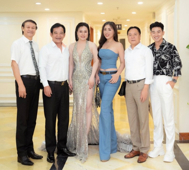 Á hậu Hương Kathy tái xuất sau 10 năm vắng bóng, muốn được đóng phim ...