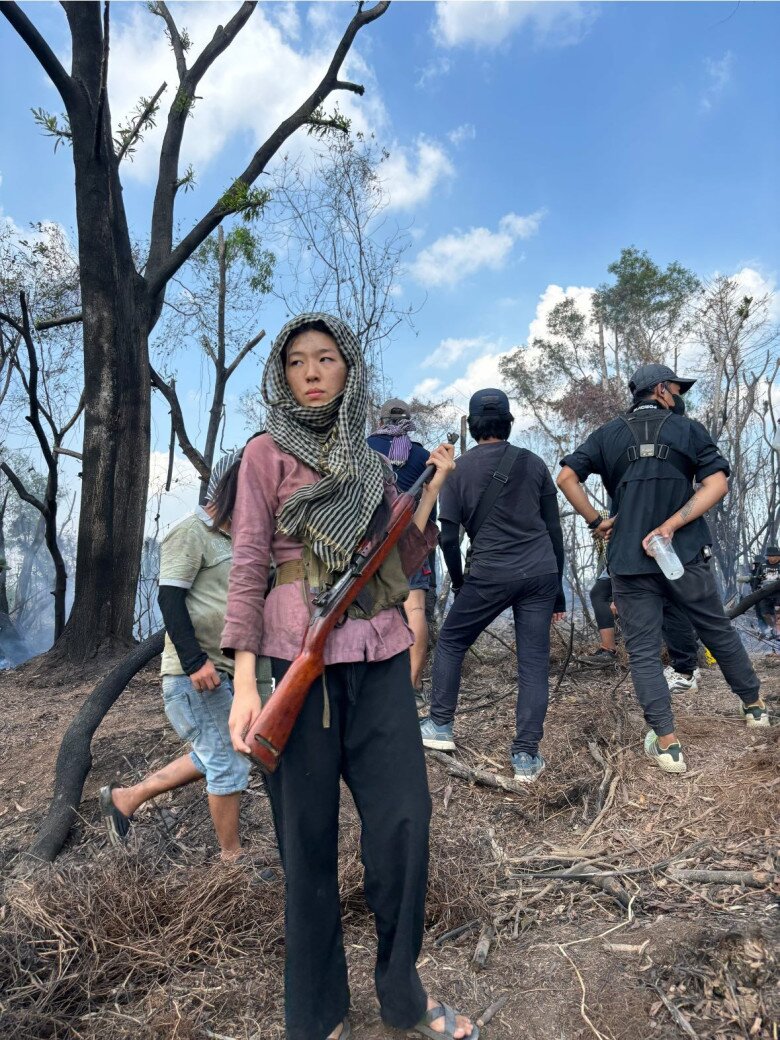 Diễm Hằng - Út Khờ trong Địa Đạo: Là á khoa ĐH Sân khấu Điện ảnh TP.HCM, đời thực quyến rũ khác phim