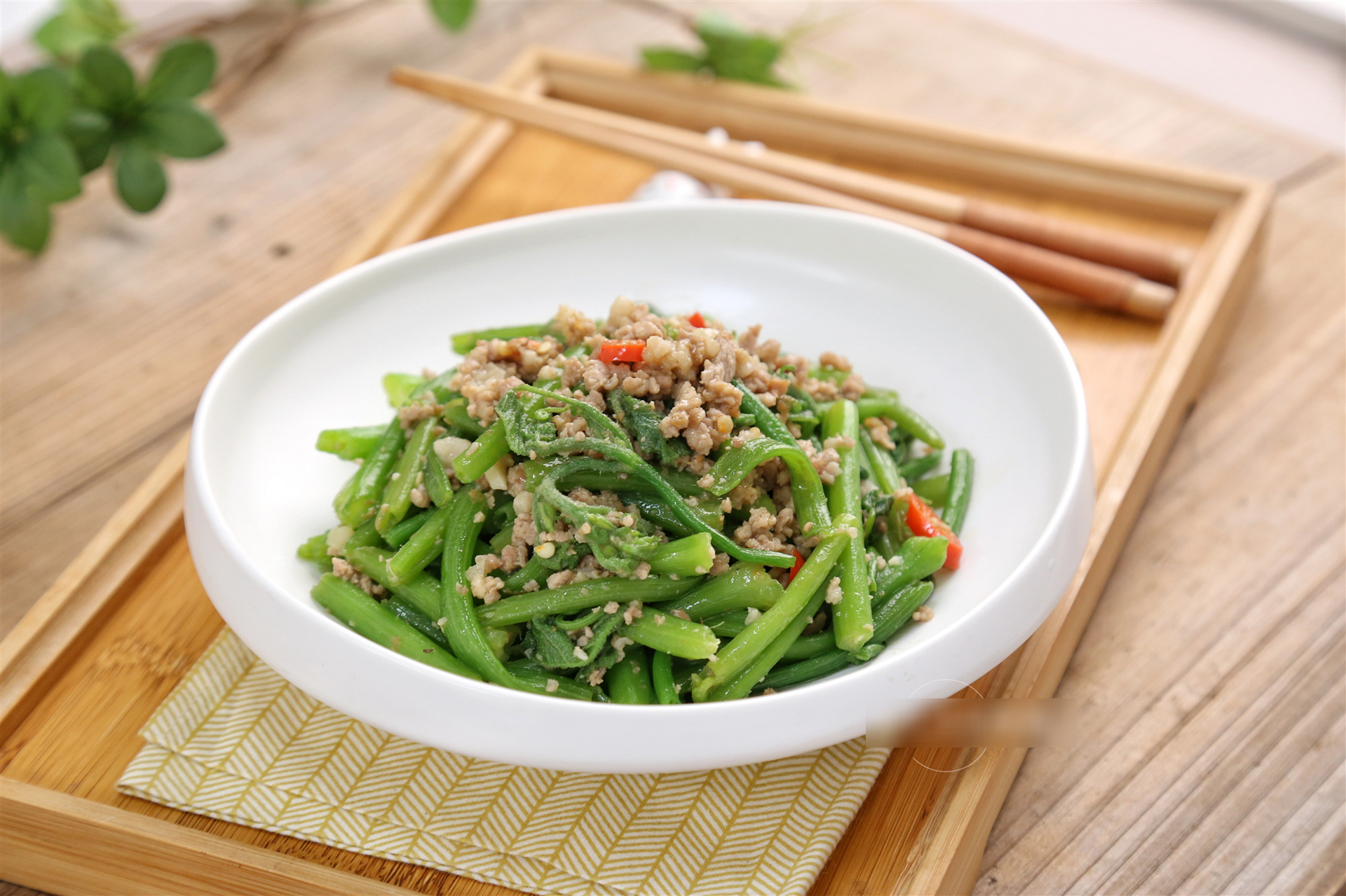 Loại rau mùa hè giòn ngọt, giúp thanh nhiệt phổi, thúc đẩy nhu động ...