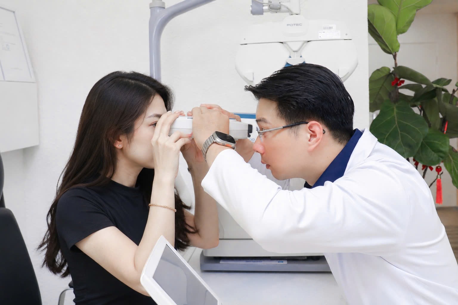 Trải nghiệm VisionCare+ tại Mắt Việt - Quy trình toàn diện khiến tôi ...