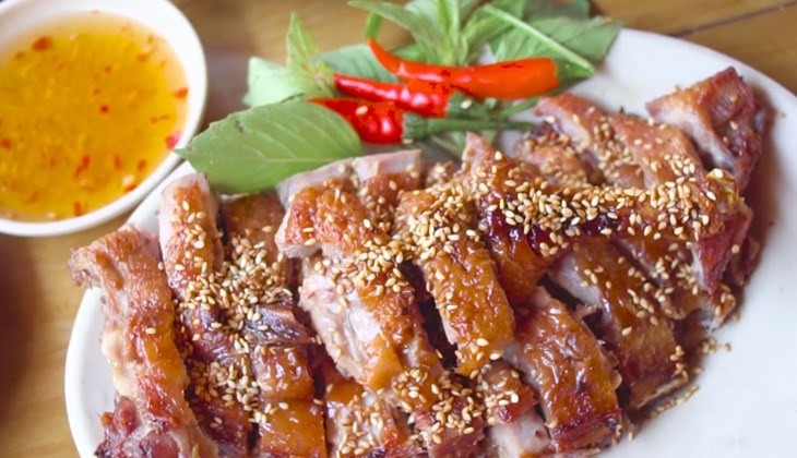 7 phố ẩm thực "một món” ngon nức tiếng ở Hà Nội, bước chân ra đường là ...