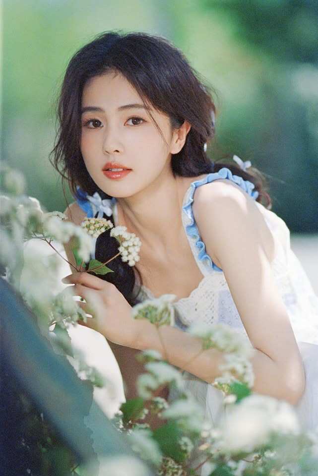 Bạch Lộc - bạn gái cũ Trương Lăng Hách: Làm giả học vấn, đổi tình lấy ...