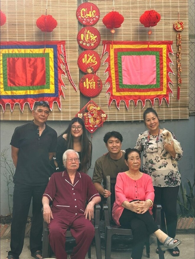 NSND Hồng Vân là con của cặp đôi Viện trưởng - Kỹ sư Hóa học: Hiện lên ...