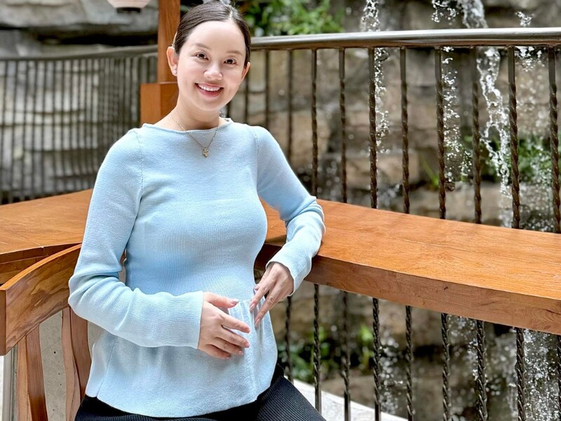 Hot girl Nhật ký Vàng Anh 3 lần lên bàn đẻ đều đẹp mê mẩn, U40 viên mãn ...