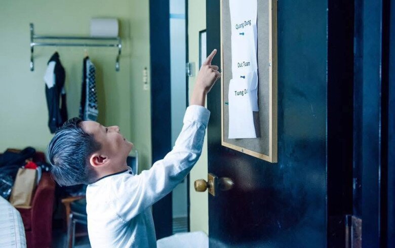 Quang Dũng khoe lại ảnh cùng con trai Jennifer Phạm lúc nhỏ, Bảo Nam dễ ...