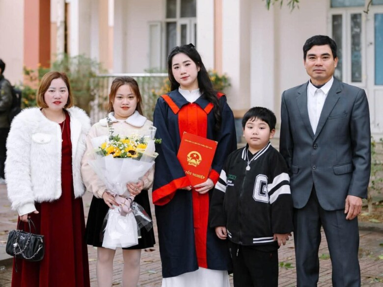 Cô gái kể về "2 ngôi nhà” đặc biệt: Luôn có bố mẹ chở che, có người bạn ...